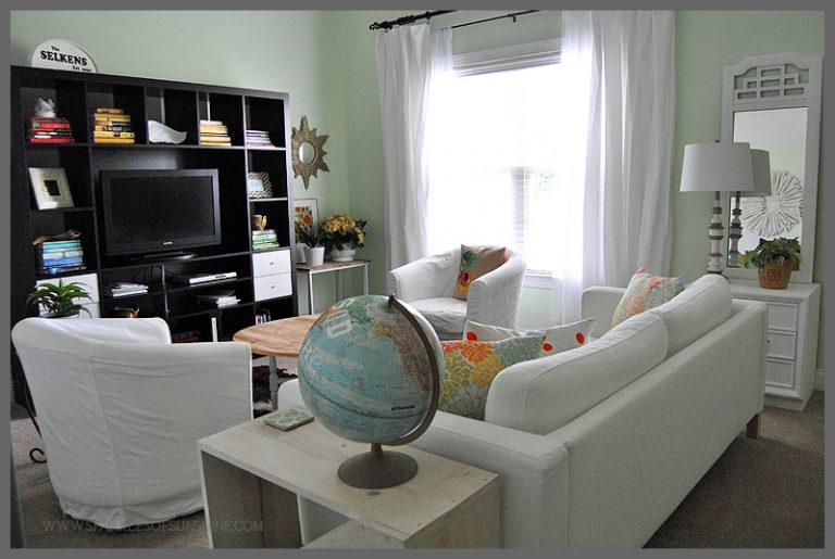 Living Room Tour - Sparkles of Sunshine